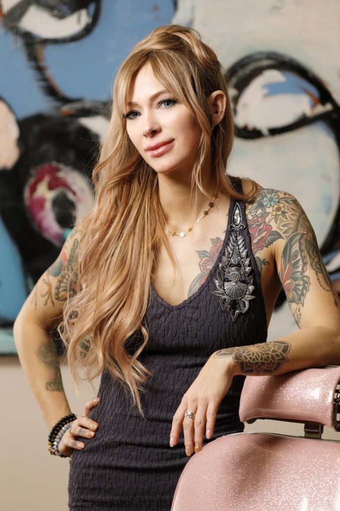 Amanda Robinson - The new age salon owner - New Age Salon